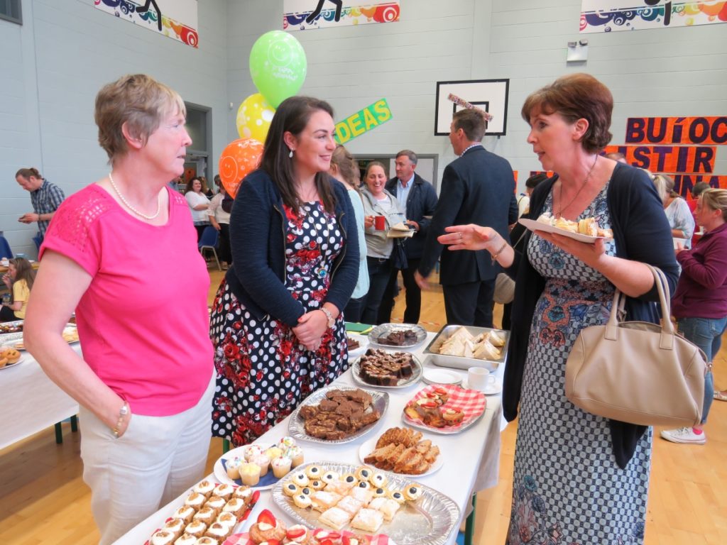 In Pictures: Ballylinan primary school principal retires after 29 years ...