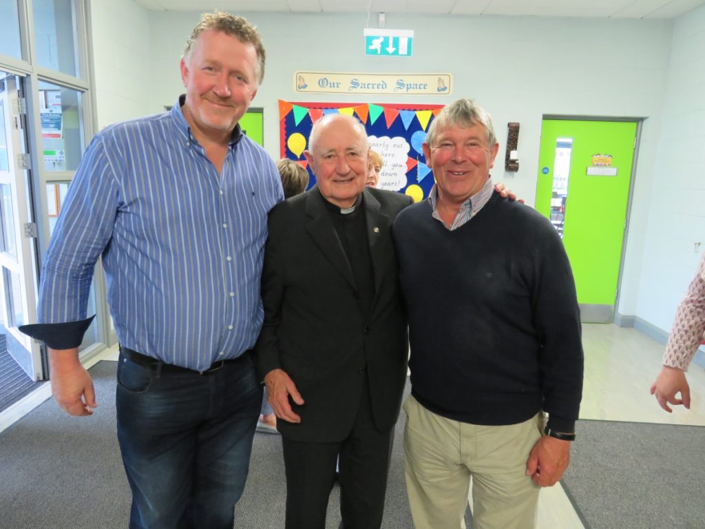 In Pictures: Ballylinan primary school principal retires after 29 years ...