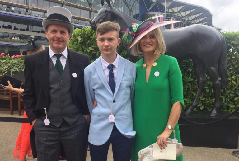 Laois trained horse gallops to victory in The Curragh as racing resumes ...