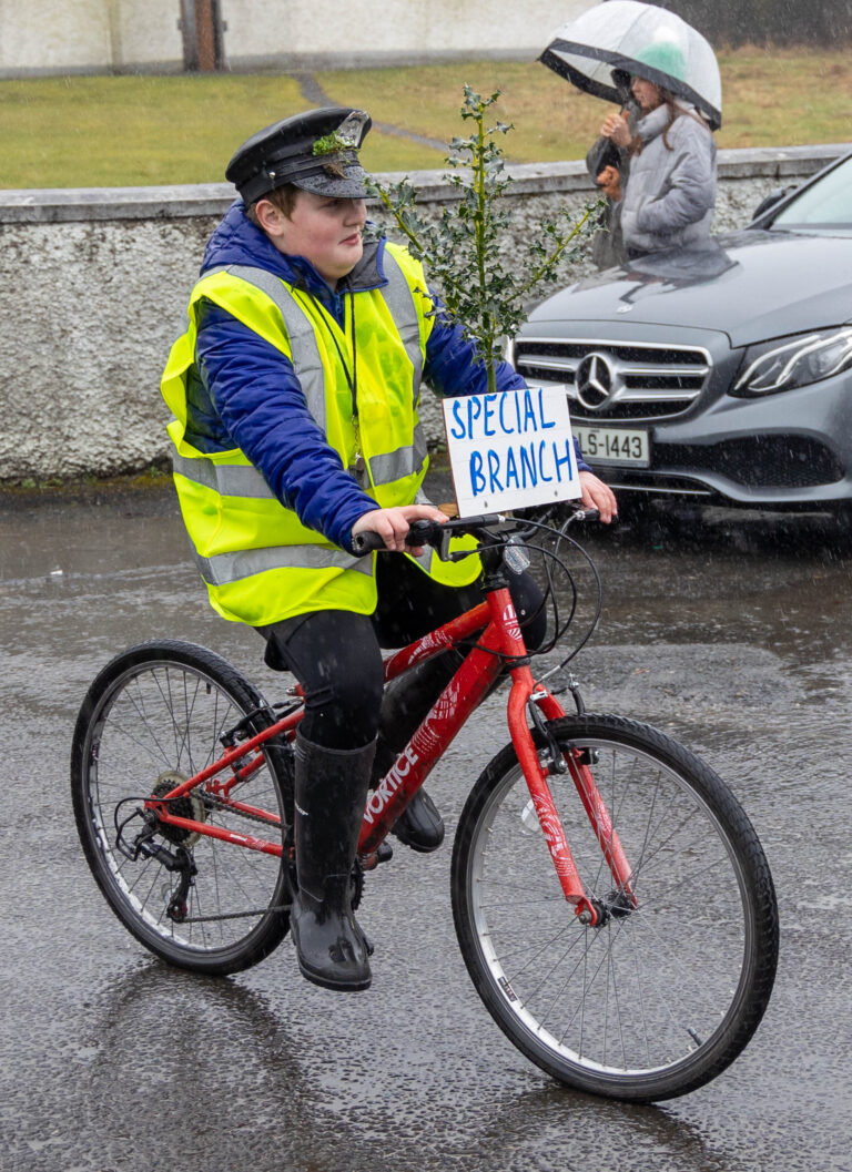 In Pictures: Rain falls but Spink shines as even Enoch Burke turns up ...