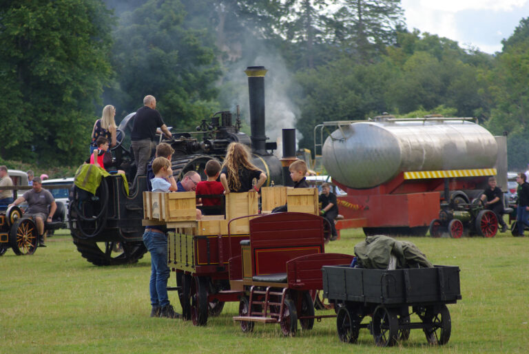 It's back! National Steam Rally takes place in Stradbally this Bank ...